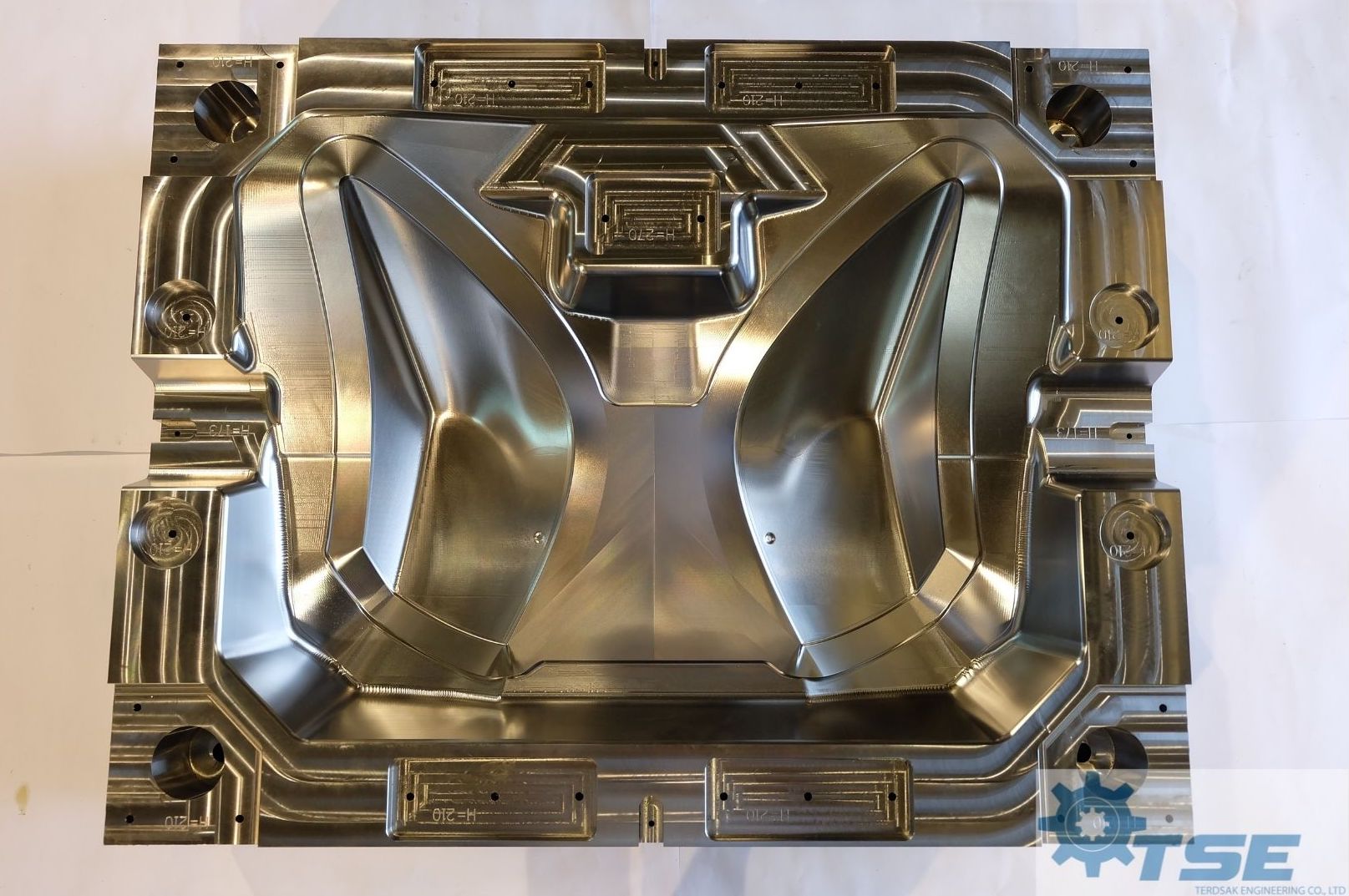 CNC MACHINING-th - กัดงาน CNC/ เจาะรู GUNDRILL/ รับทำชิ้นส่วนเครื่องจักร